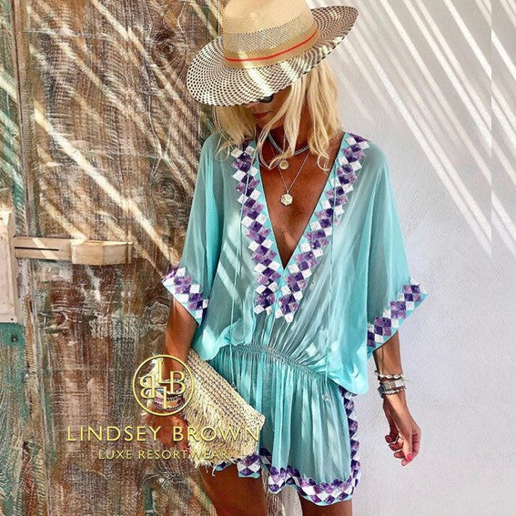 Stunning resort wear worn by Anna Mavridis – Lindsey Brown